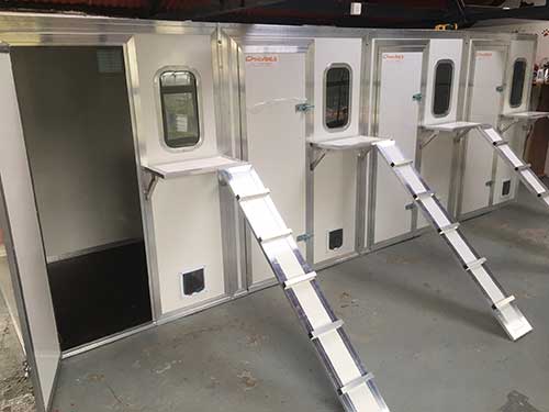 Large Walk In Insulated Cattery Unit - Chicubes